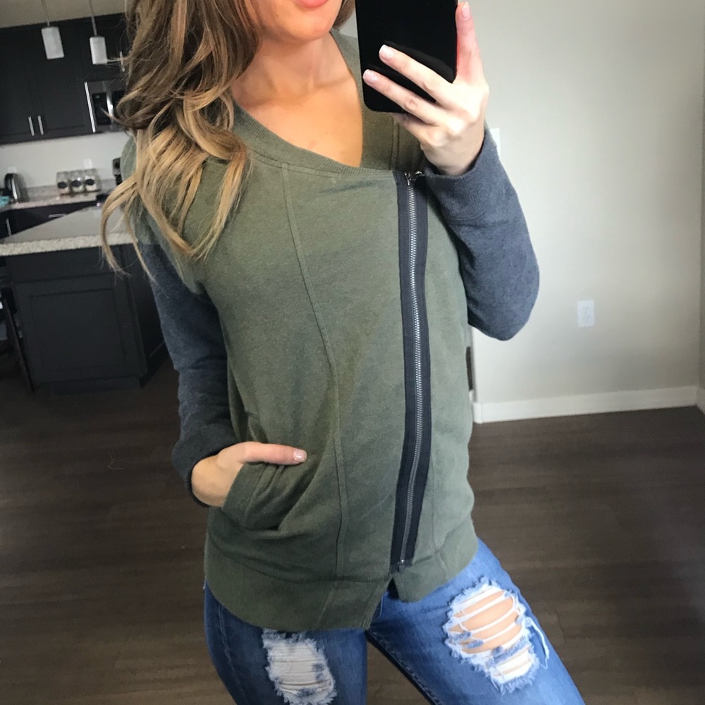 Lululemon Olive Gray Asymmetrical Zipper Jacket - Gem